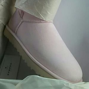 UGG | Shoes | Uggs Brand New In Box With Bow 8 | Poshmark